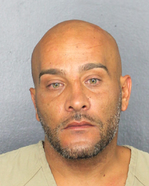 Edgardo Valle Records Edgardo Valle / Edgardo Valle Photos Edgardo Valle