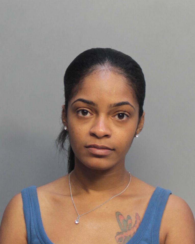 Chelsea Bell | Is Chelsea Bell On Social Media | South Fla Records For ...