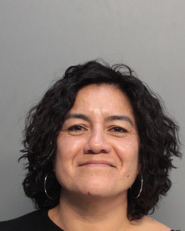 Sandra Lara | Is Sandra Lara On Social Media | South Fla Records For ...