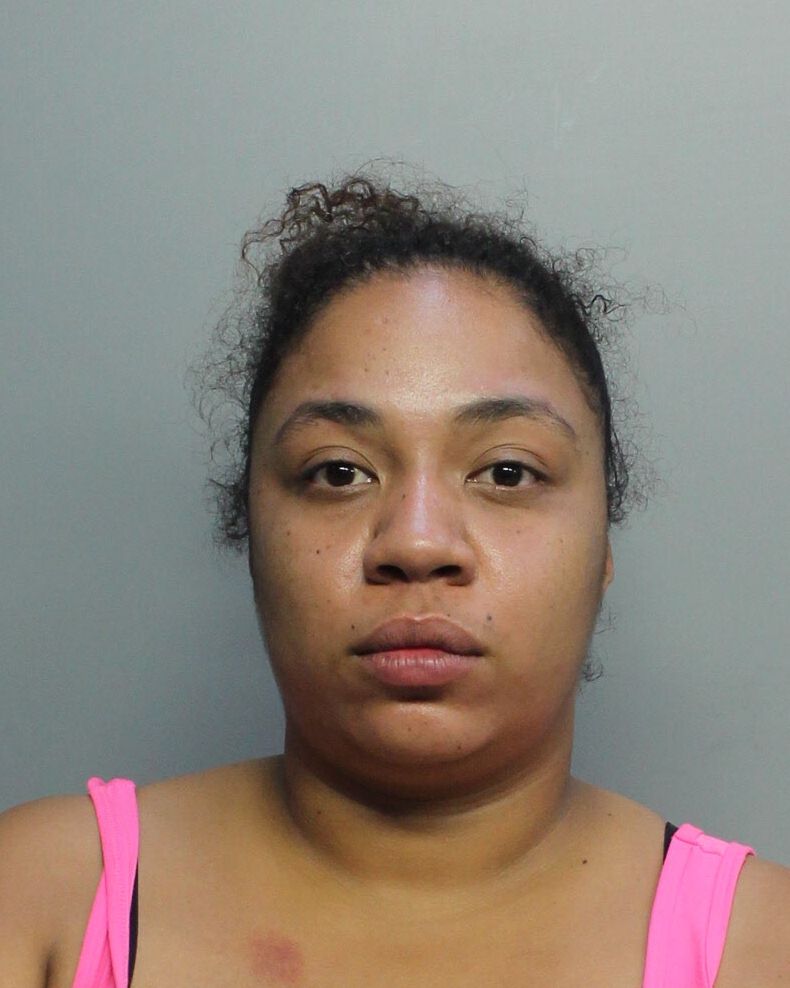 Crystal Gomez Records Crystal Gomez / Crystal Gomez Photos Crystal Gomez